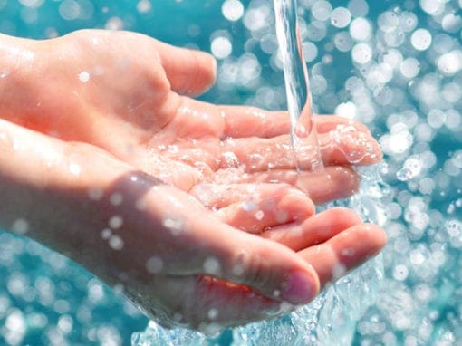 Hand-catching-water - Carr Well & Pump Services Inc